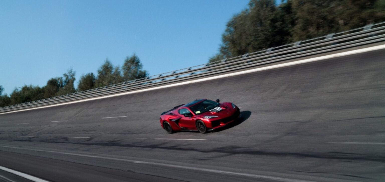 El Chevrolet Corvette ZR1 2025 es ahora el automóvil más rápido jamás ...